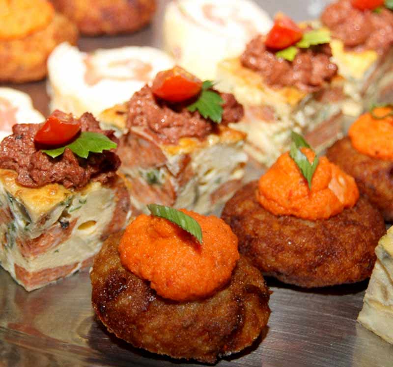 See our breakfast, lunch, drinks and function menus | View Cafe